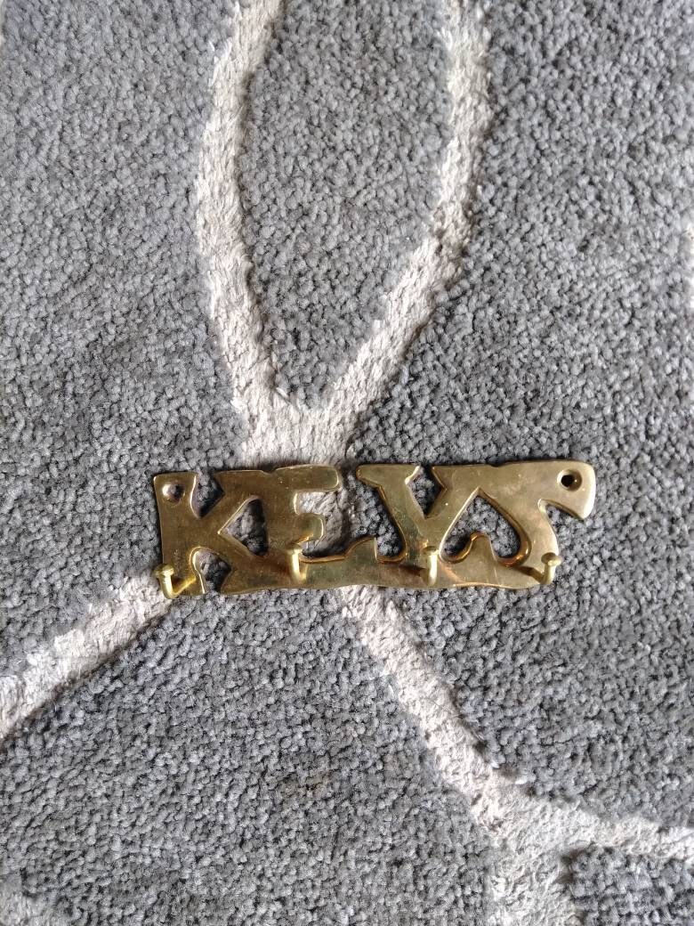 Wall Hanging Key Holder Plaque - Etsy