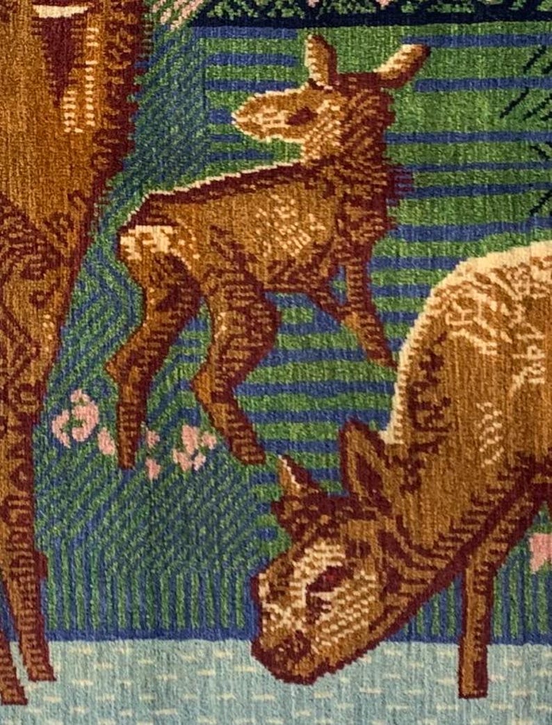 Handmade Wool Pictorial Deer in Landscape Design Hunting Scene Rug 155 ...