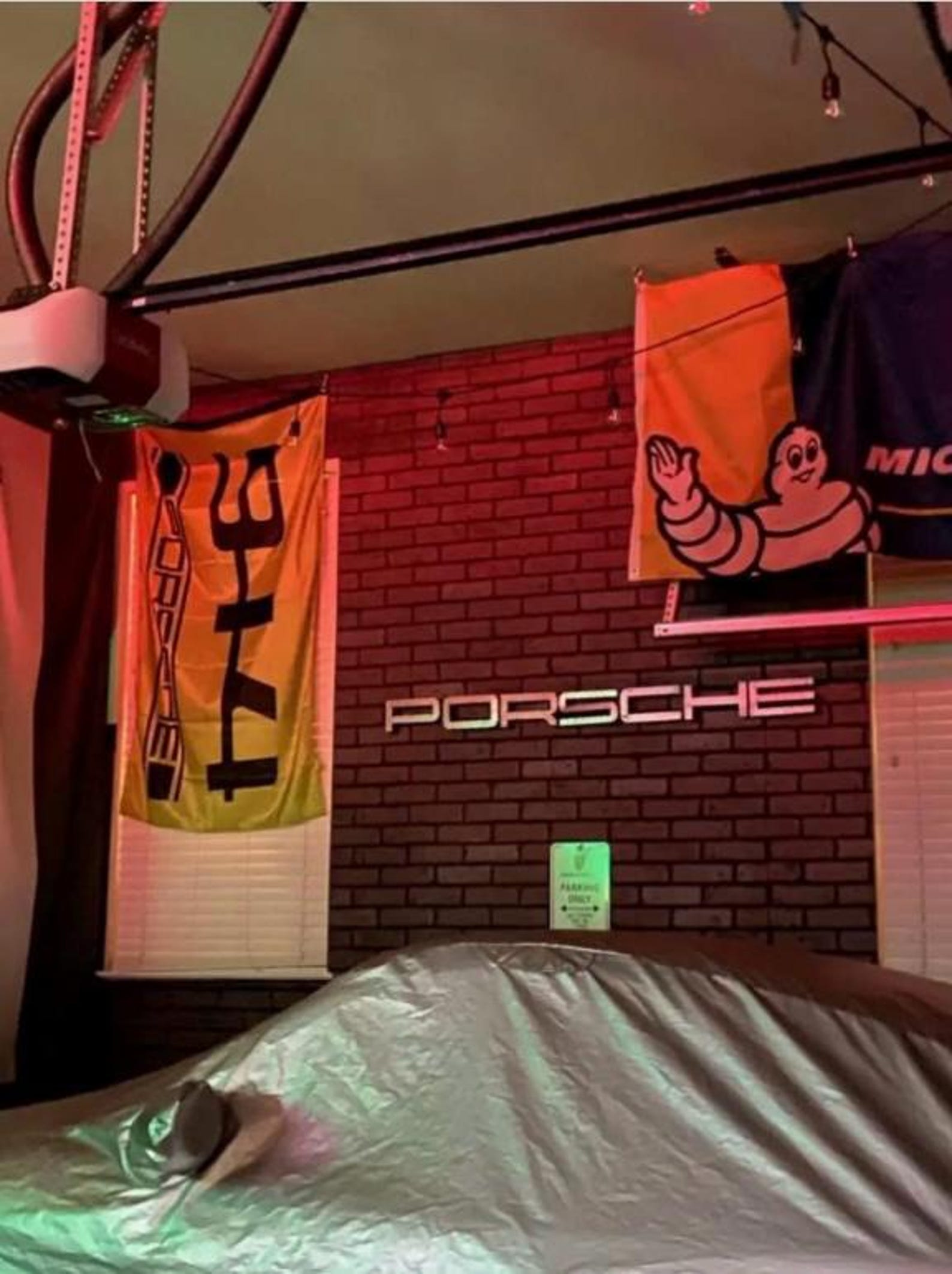 Porsche Wall Lettering – Premium Garage & Showroom Decorative - Etsy