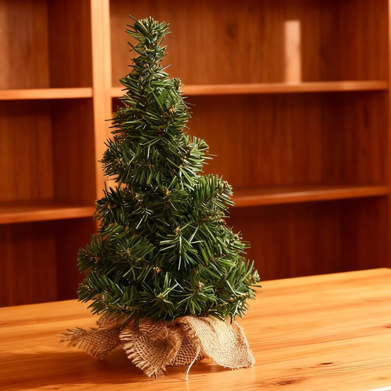 Multiple Sizes of Fake Christmas Tree Decorations,mini to Medium Size ...