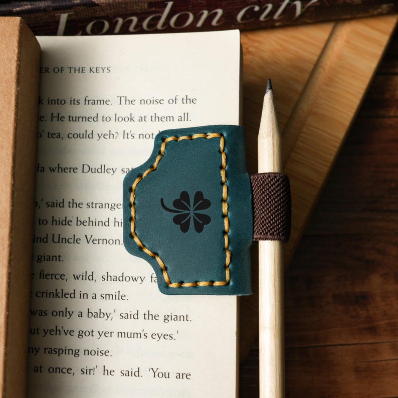 Personalized Leather Magnetic Bookmark: Vintage Crazy Horse Pen Clip - Etsy