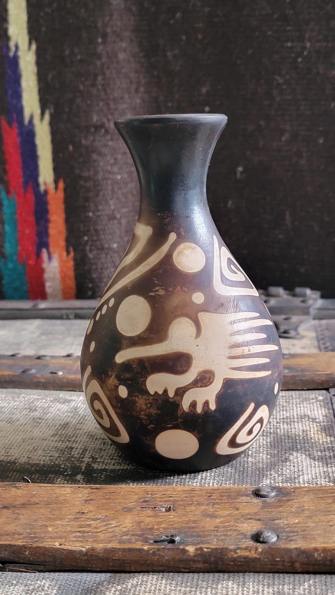 Peruvian Pottery/ Chulucanas Vase/ Dots / Swirls/ Bird/ Collectible - Etsy