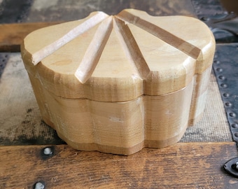 Vintage Wooden Clamshell Trinket Box Wood Shell Ring or Jewelry Box ...
