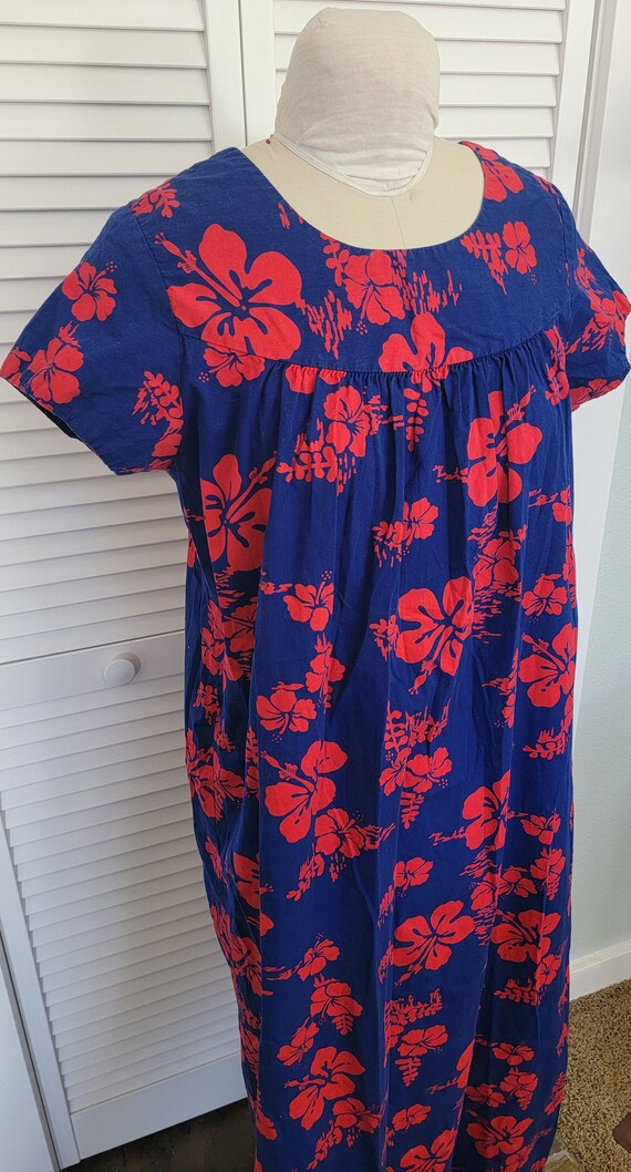1960s Hawaiian Dress/ Red Hibiscus Long Mumu/ Ui Maik… - Gem
