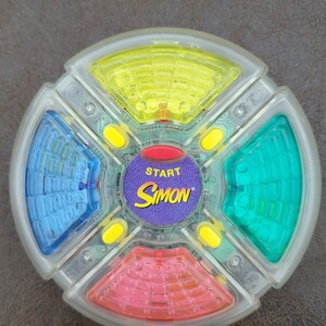 1998 Pocket Size SIMON Game/ Hand Held Electronic Game - Etsy