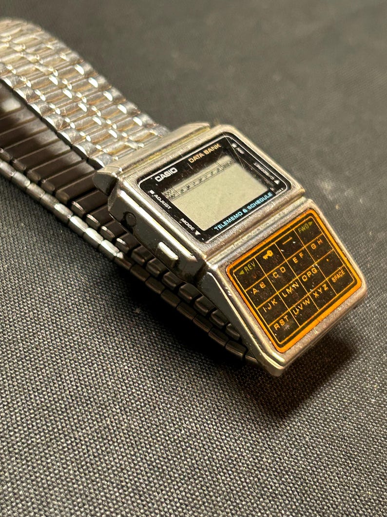 Vintage CASIO Data Bank Calculator Watch. Telememo Schedule. DBC-600 - Etsy