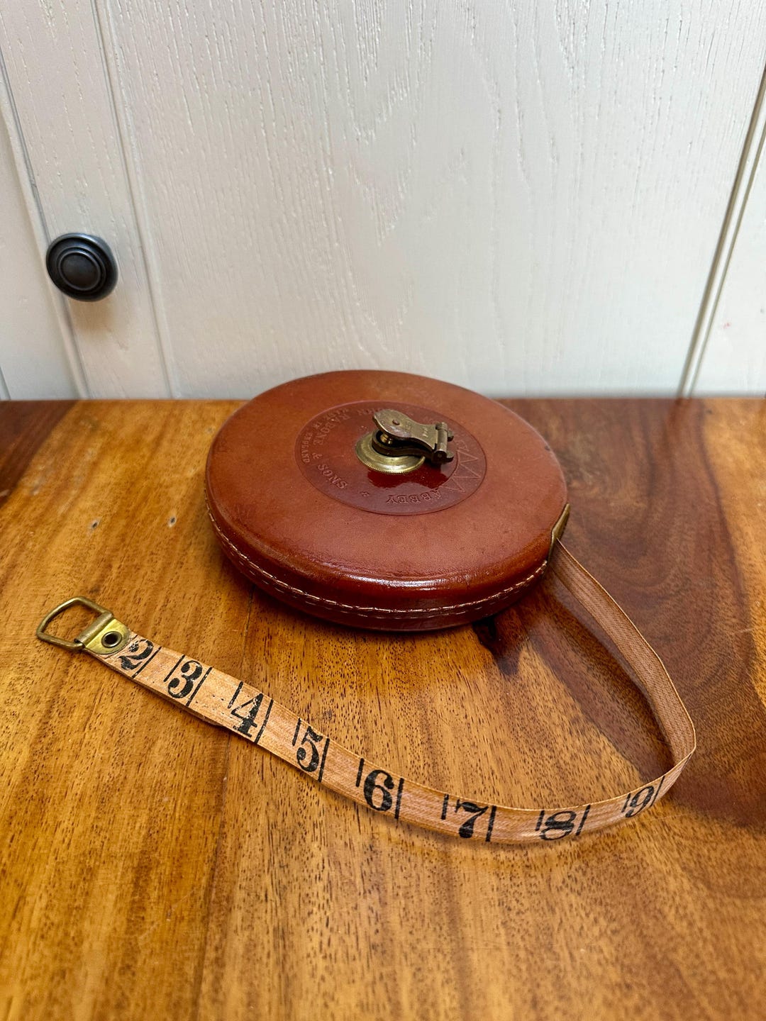 Vintage Rabone 100ft Tape Measure – Leather Case, Brass Winder - Etsy