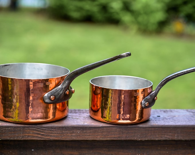 Pair of Hammered Vintage French Copper Pots - Etsy