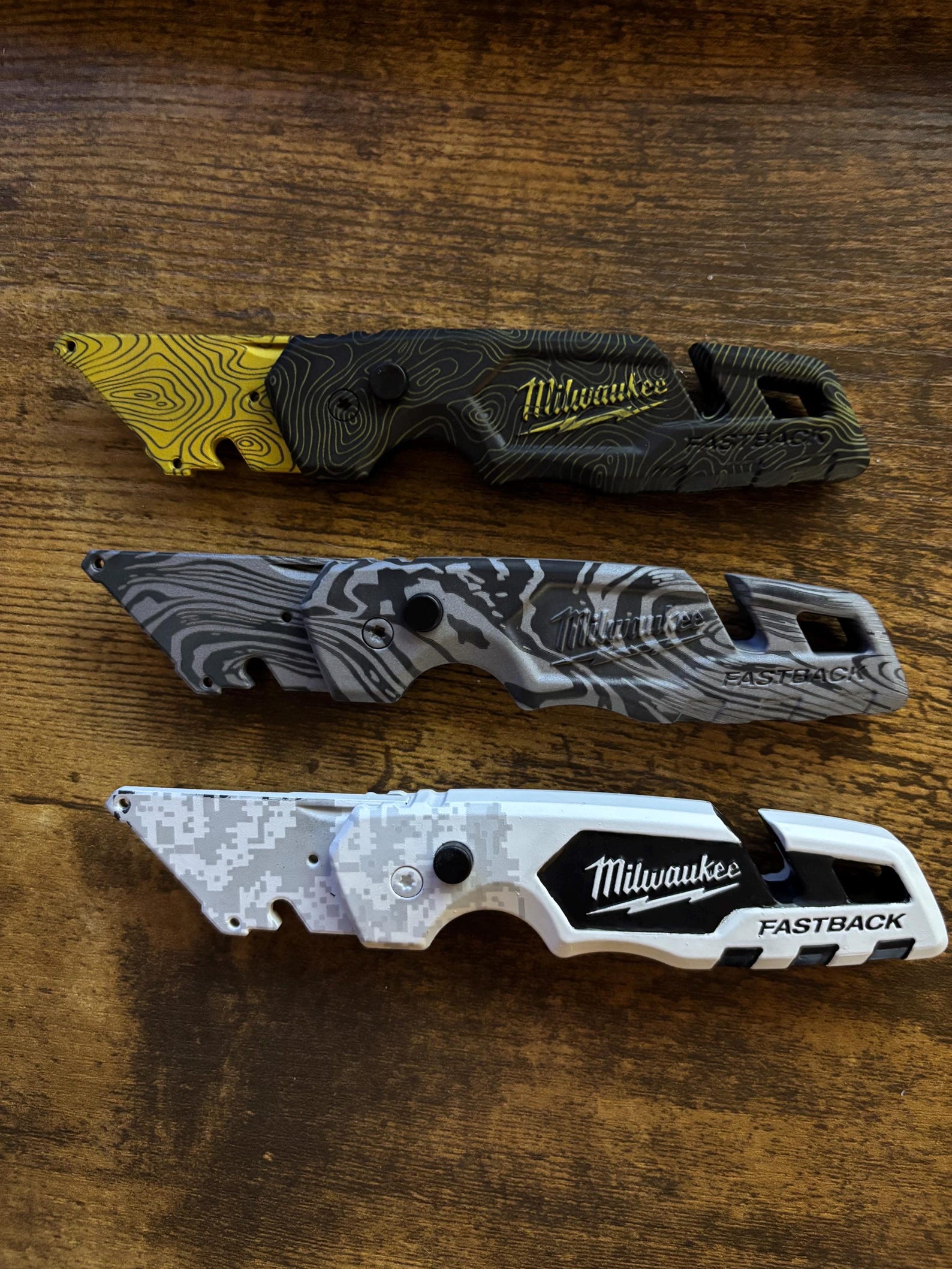 Custom Milwaukee Fastback Metal Box Cutter: Damascus, Topo, Digicamo ...