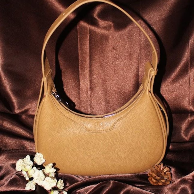 Crescent Shaped Handbags - Etsy