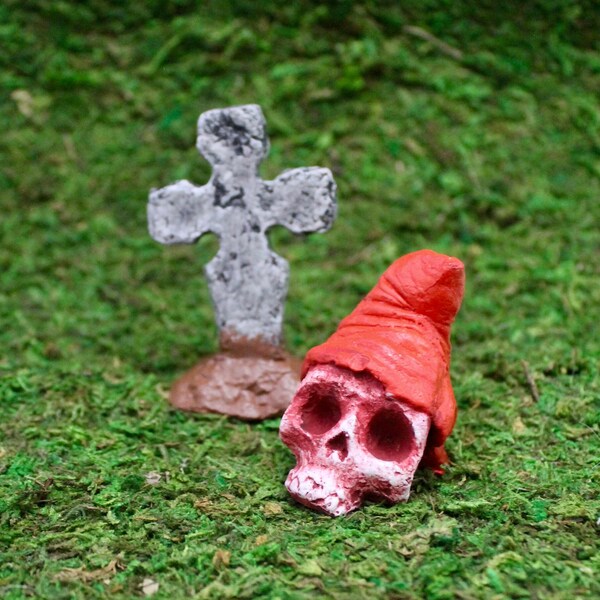 Dead Gnome - Etsy