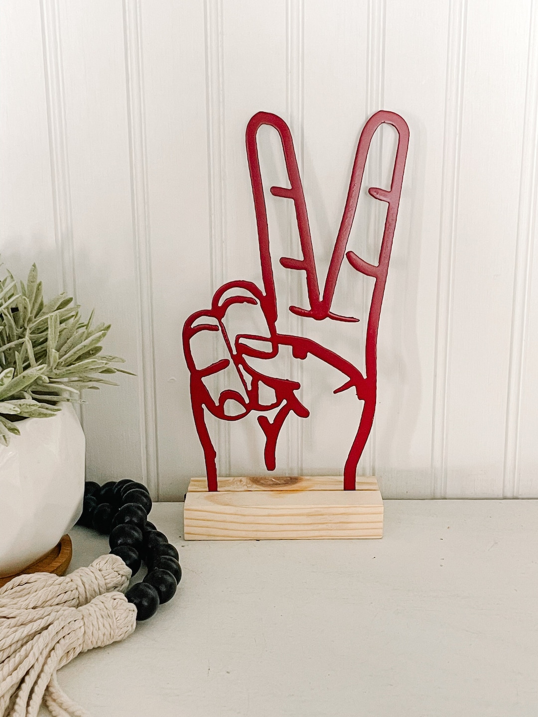 USC Hand Sign Collegiate Hand Gesture University of Southern Cal Symbol ...