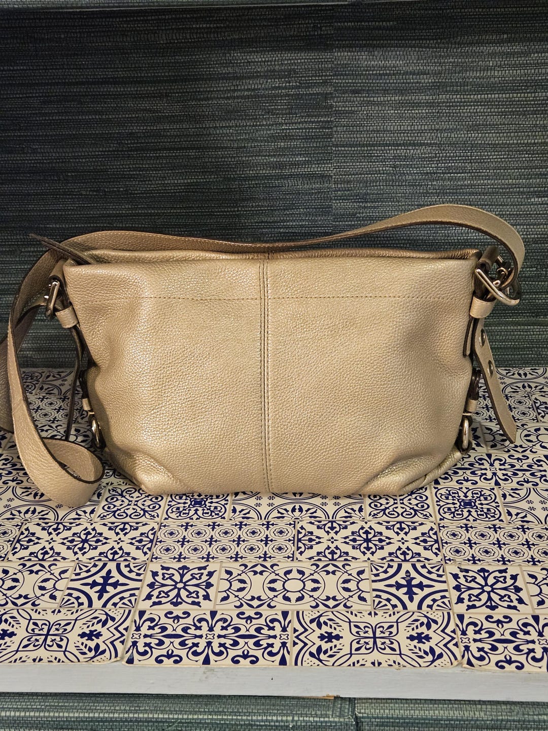 Metallic Gold Coach Phoebe in Very Good Vintage Condition! 11*7. Free ...