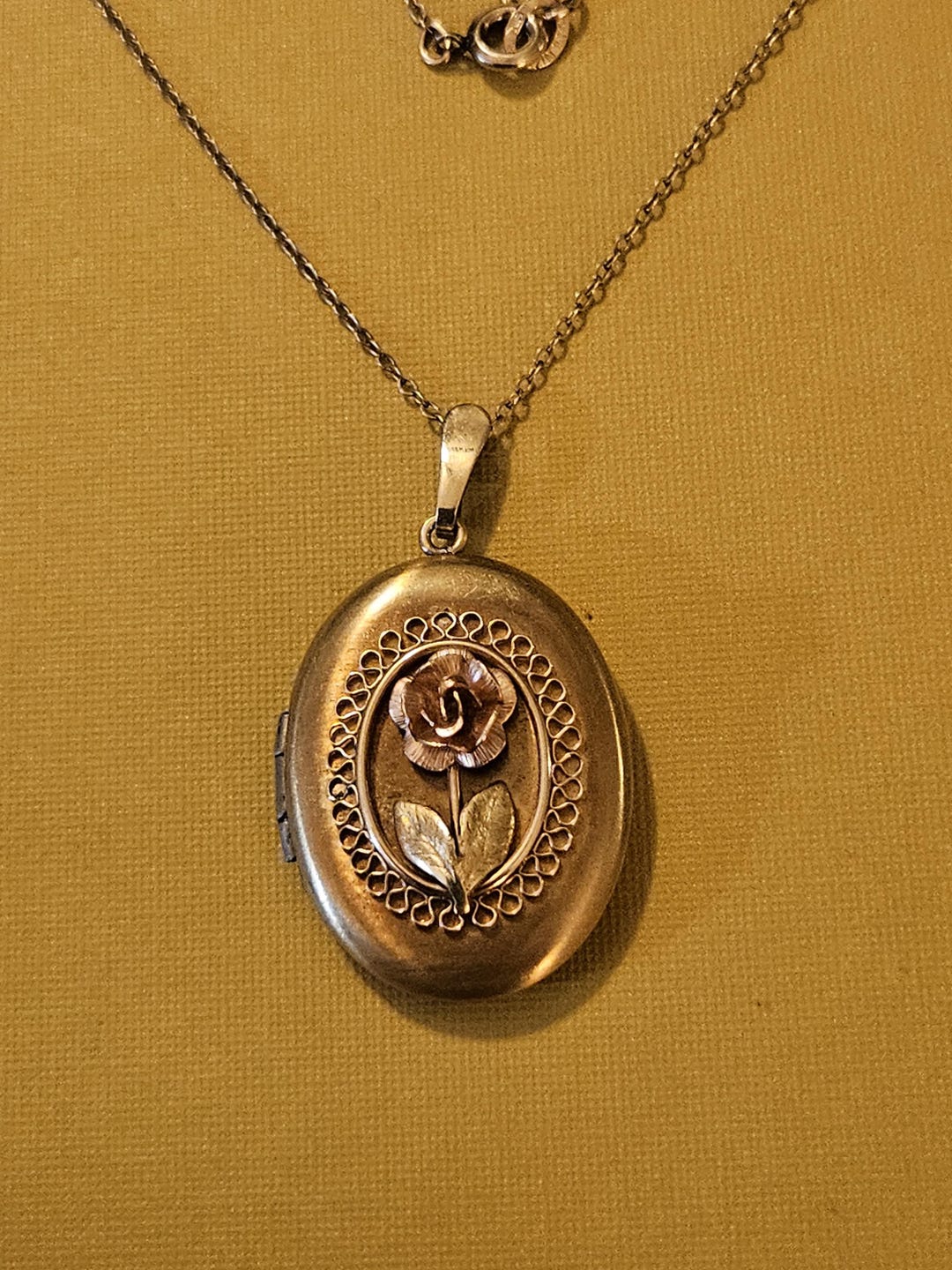 Vintage Krementz Stunning Gold Filled Locket With a Raised Rose in ...