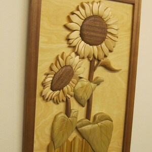 SUNFLOWERS TWO 16, Realistic Intarsia Carved Flowers by Rakowoods ...
