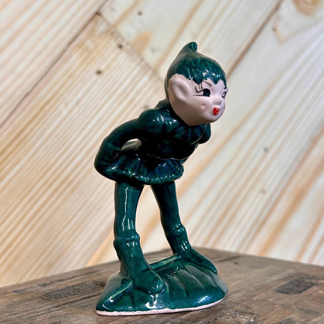 Cute Green Gilner Pixie Figurine What an Interesting Pose Midcentury ...