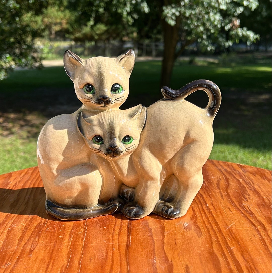 Siamese Cat Pair Figurine Big Green Eyes Midcentury Kitsch Mantle Shelf ...