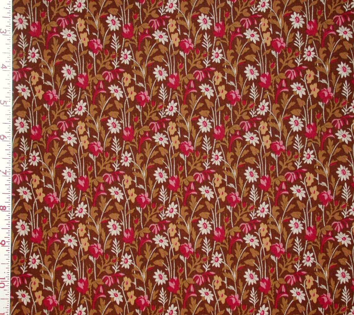 1 Yard CLASSSIC CALICO FLORAL Historical Memories Small | Etsy