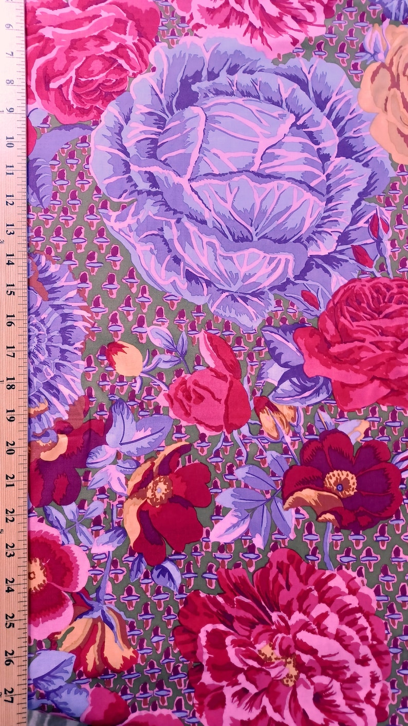 1 Fat Quarter Kaffe Fassett CABBAGE & ROSE GP038 Rustic 2012 - Etsy