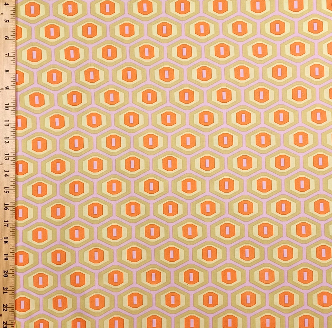 1 Fat Quarter Amy Butler Midwest Modern HONEYCOMB AB25 Sand Orange Pink ...