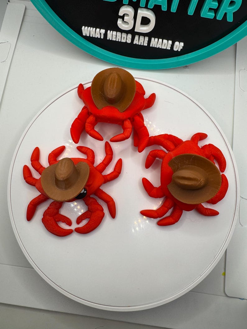 Cowboy Crab 3D Printed Articulated Desk Buddy - Cute Western Crab ...