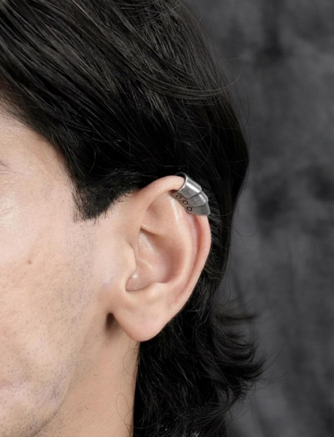 Armor Helix Ear Cuff • Gothic Knight Gauntlet Ear Wrap •cyberpunk ...