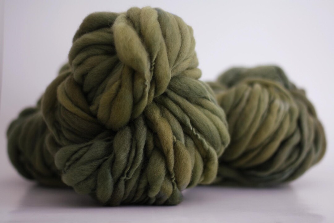 Thick and Thin Wool Super Bulky Yarn Chunky Hand Spun Slub Hand Dyed ...