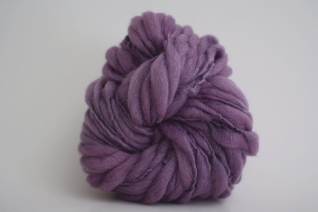 Thick and Thin Wool Yarn Chunky Hand Spun Slub Hand Dyed Tts™ Lilac - Etsy