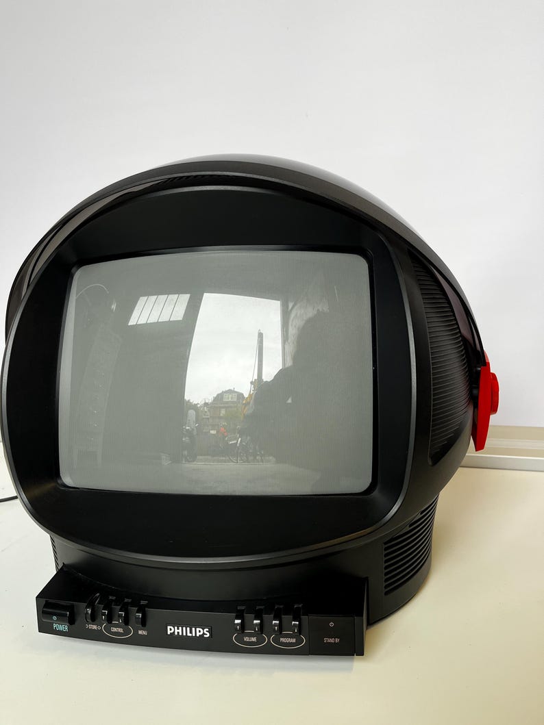 Philips Discoverer TV (1983) | Space Age Helmet Television | Working ...