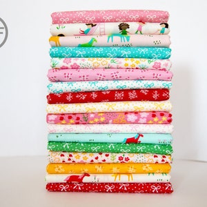 Best Friends Forever Tic Tac Toe in Red, Stacy Iest Hsu, 100% Cotton ...