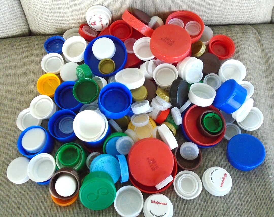 RECYCLED Plastic Caps, 1 Pound Bag, Assorted Colors and Sizes, Batch ...