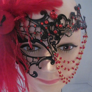 Feathered Red Cardinal Bird on a Feathered Mask With Eye Chains - Etsy