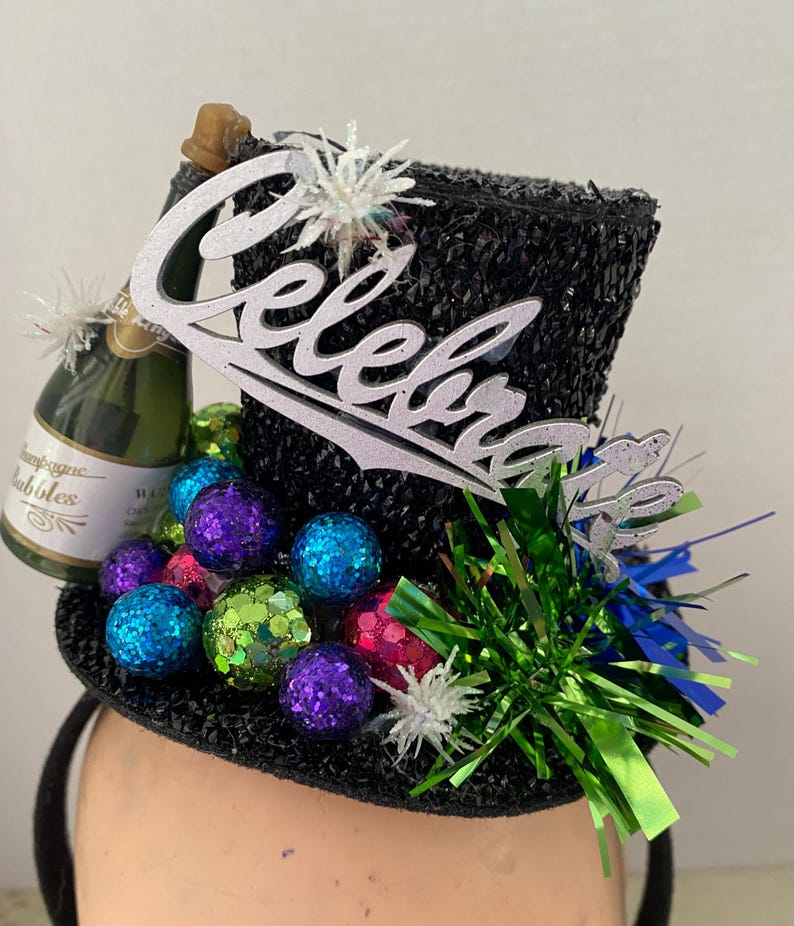 Black Shiny Top Hat With Champagne & Celebrate Sign - Etsy