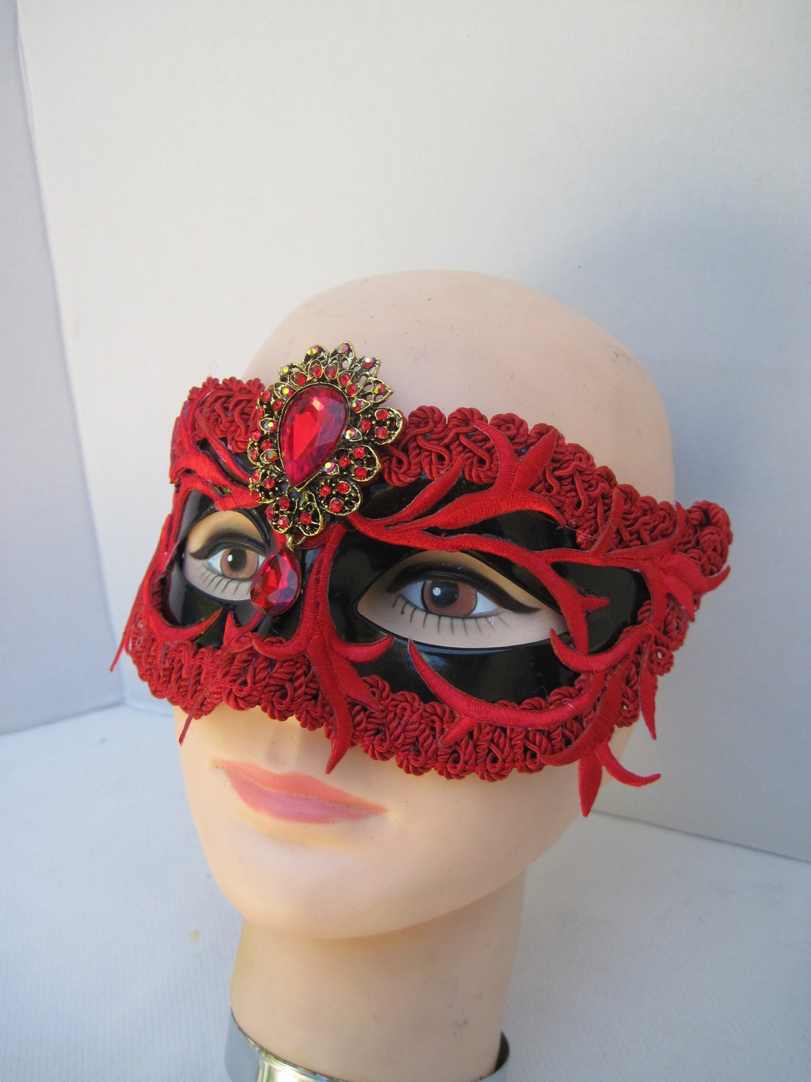 Red & Black Carnival Mask with Red Dangling Crystal Medallion | Etsy