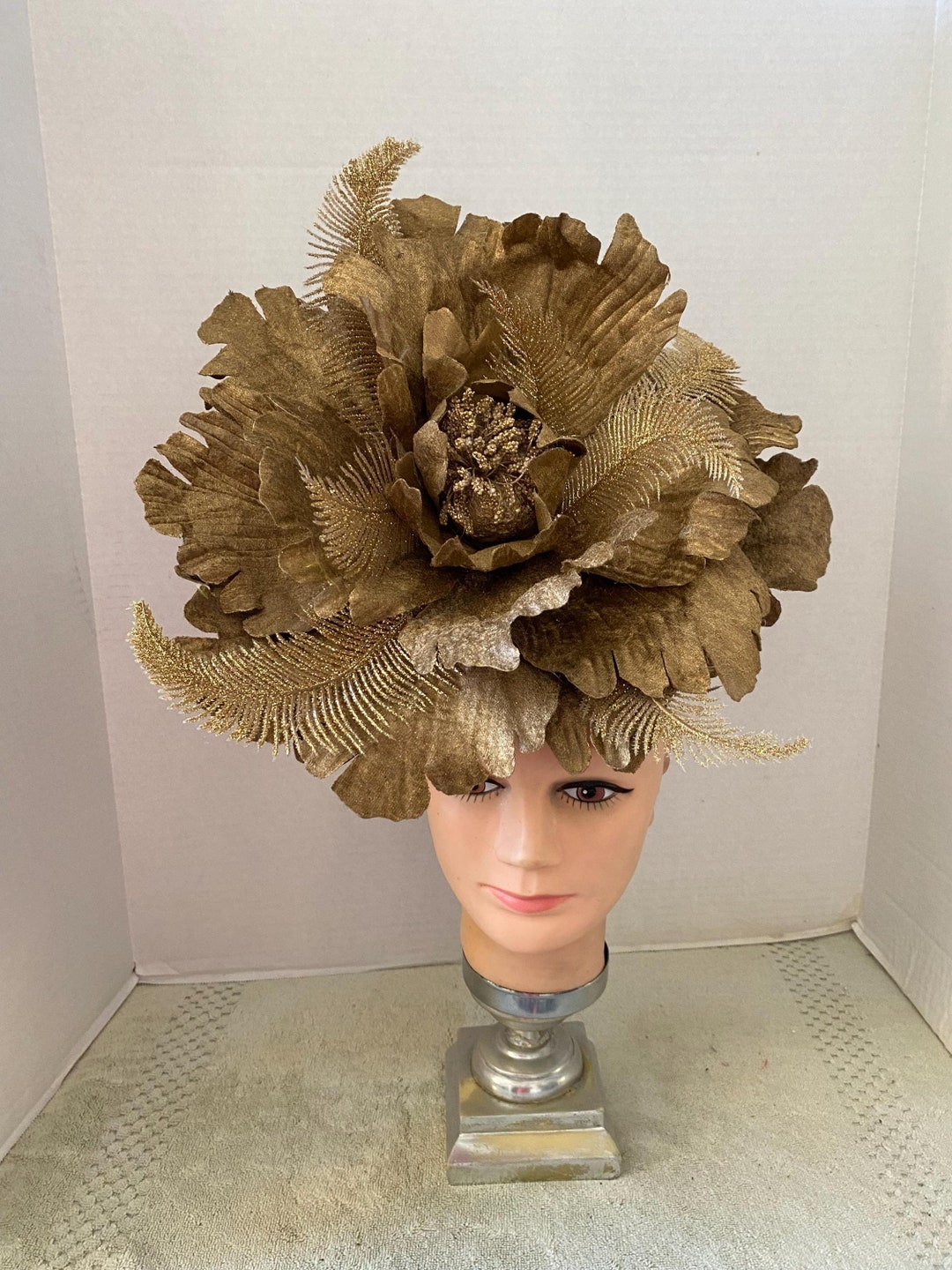 Elegant Extra Large Gold Flower Fascinator - Etsy