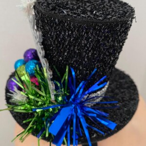 Black Shiny Top Hat With Champagne & Celebrate Sign - Etsy