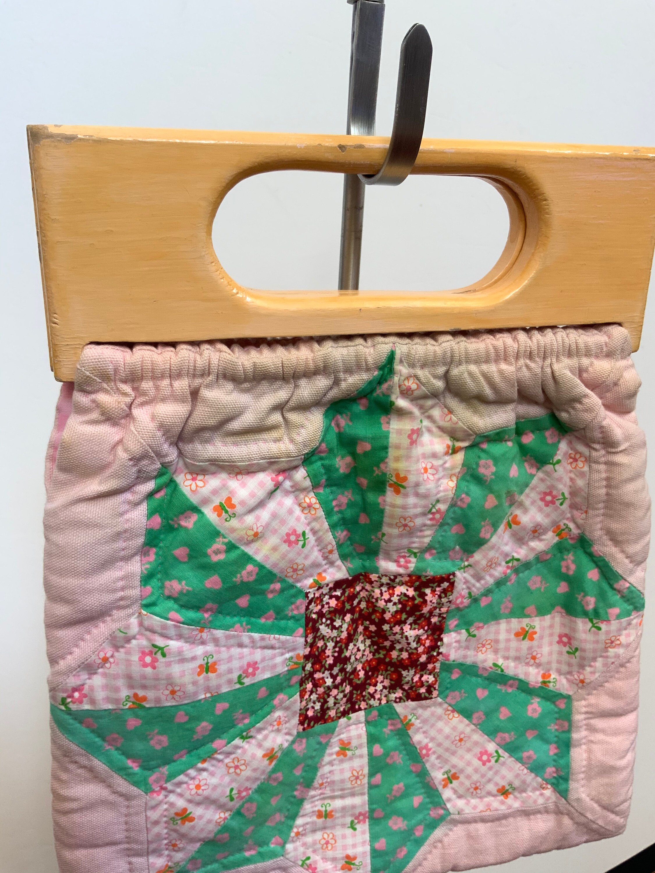 60s / 70s Pinwheel Quilt Patchwork Wood Handle Purse Calico Boho Hippie ...