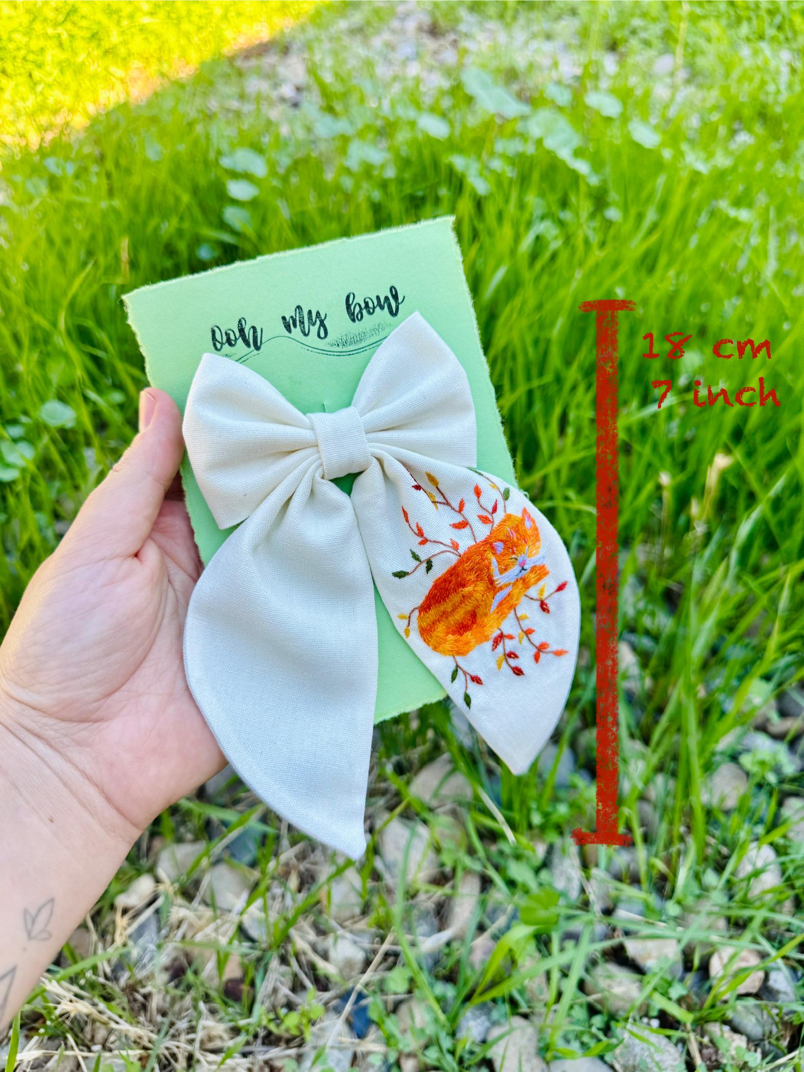 Embroidered Linen Hair Bow – Ginger Cat Design 18 Cm (7