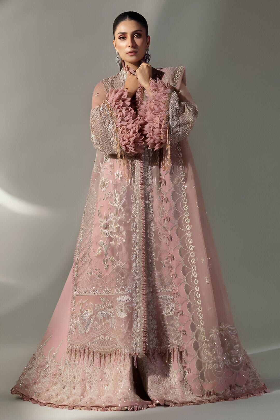 Hand-embroidered Pakistani Indian Wedding Dresses, Custom Stitch, Party ...