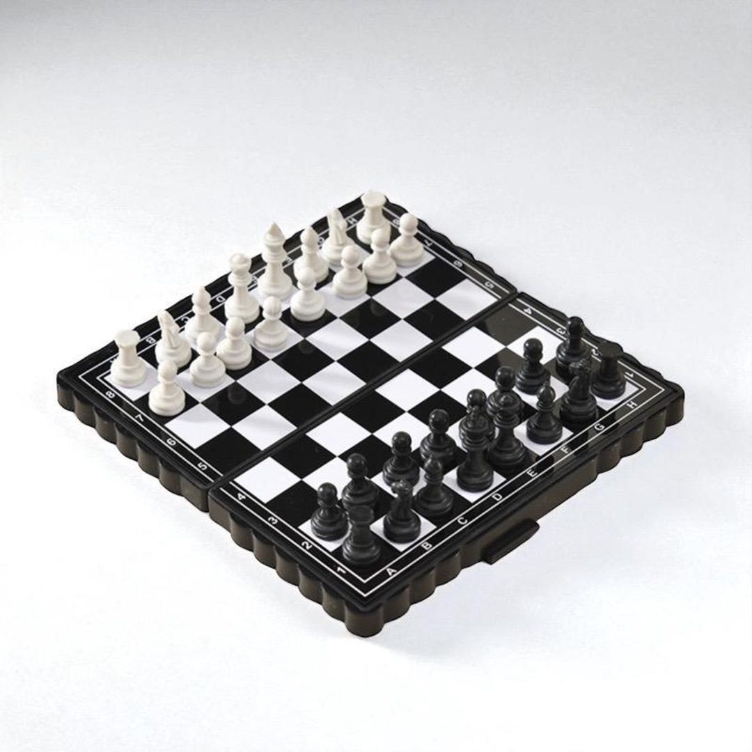 Handmade Mini Magnetic Chess Set: Folding Chess Storage Box, Travel ...