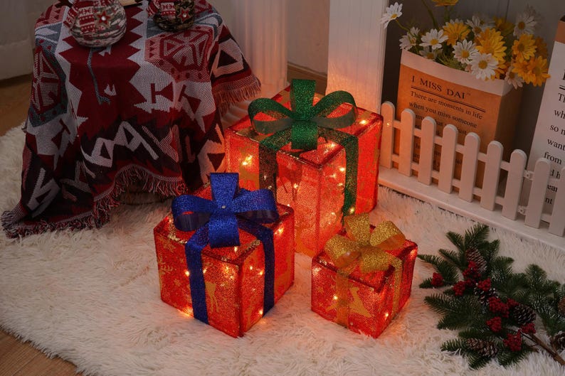Christmas LED Lighted Gift Box Set | Festive Present Boxes With Lights ...