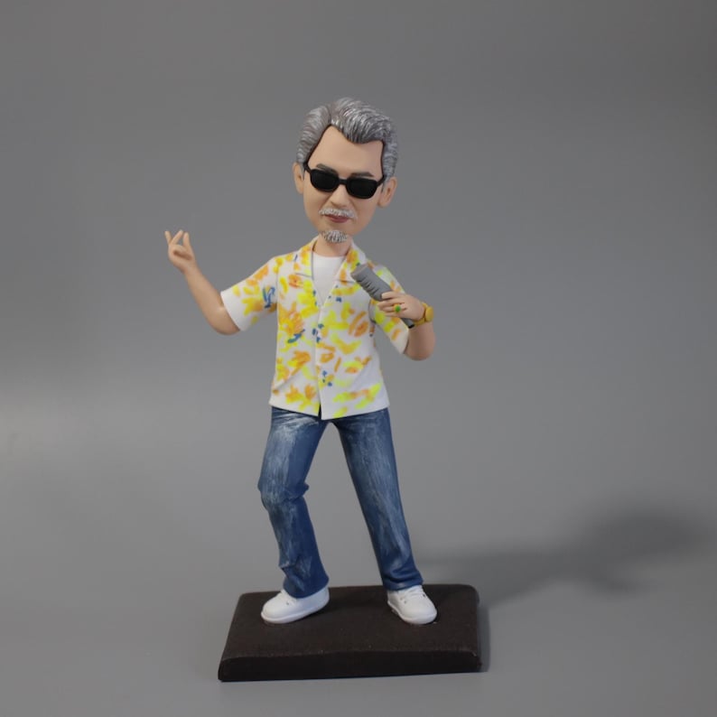 Custom Crazy Pose Bobblehead,personalized Funny Figure for Friends ...