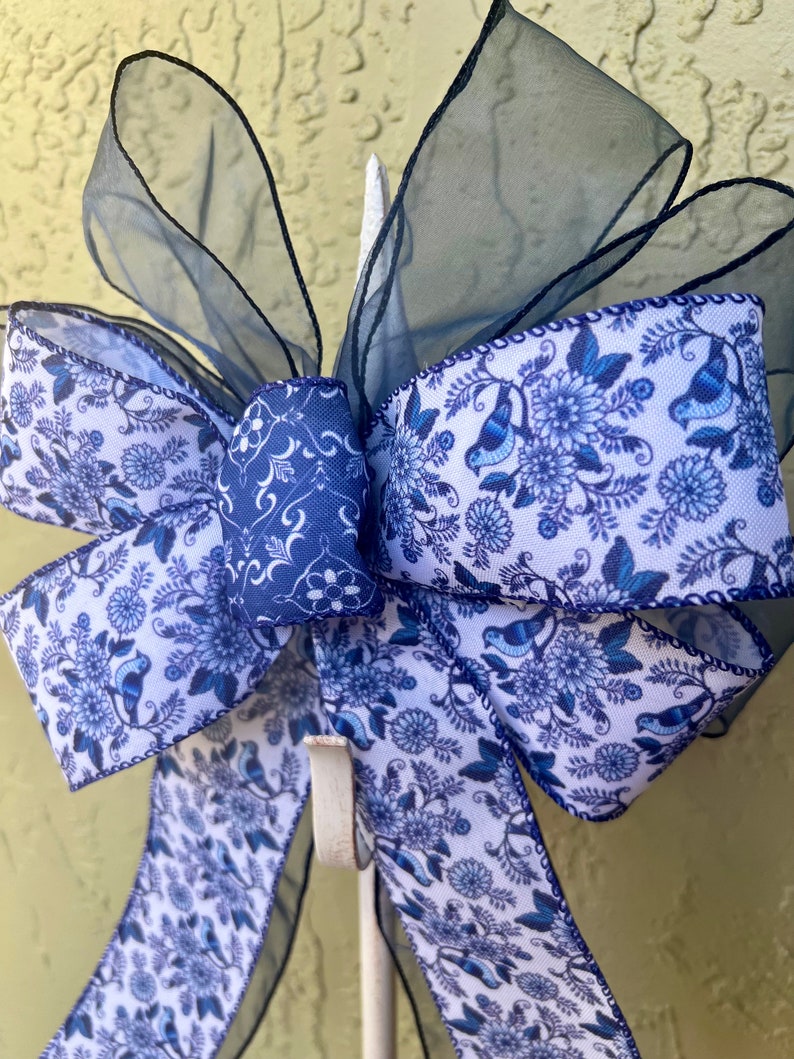 Handcrafted Blue and White Wreath Bow, Bird and Flower Motif - Etsy
