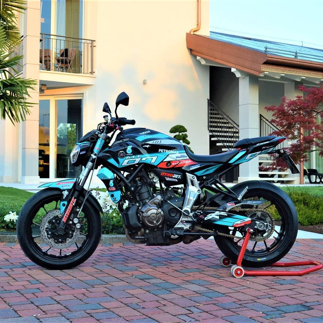 Yamaha MT 07 'PETRONAS' Graphics Kit – Custom Decals Vinyl Stickers ...