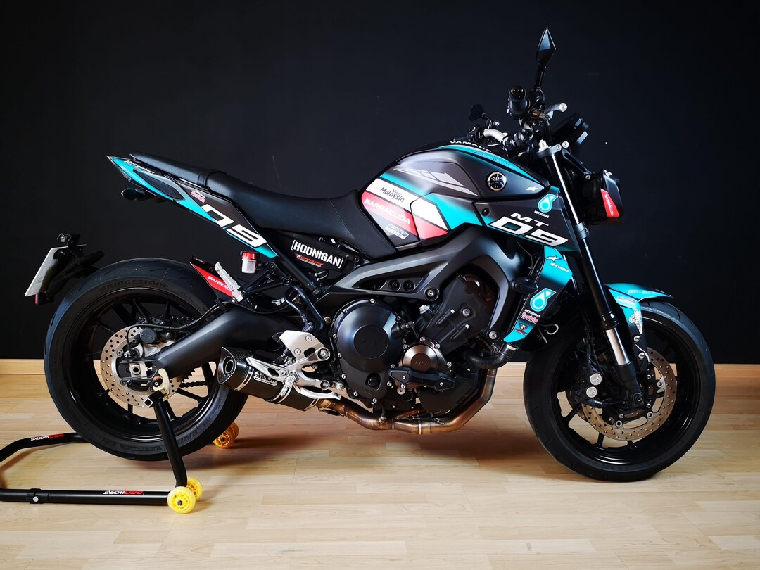 Yamaha Mt 09 'PETRONAS' Graphics Kit – Custom Decals Vinyl Stickers ...