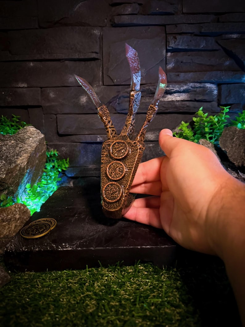 Ruby Dragon Claw Prop, the Elder Scrolls V Home Decor, Skyrim Inspired ...