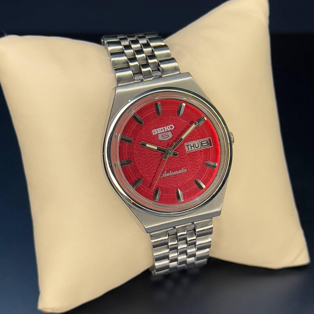 Vintage Seiko 5 Automatic Watch: Red Face, Stainless Steel, Japan Made ...