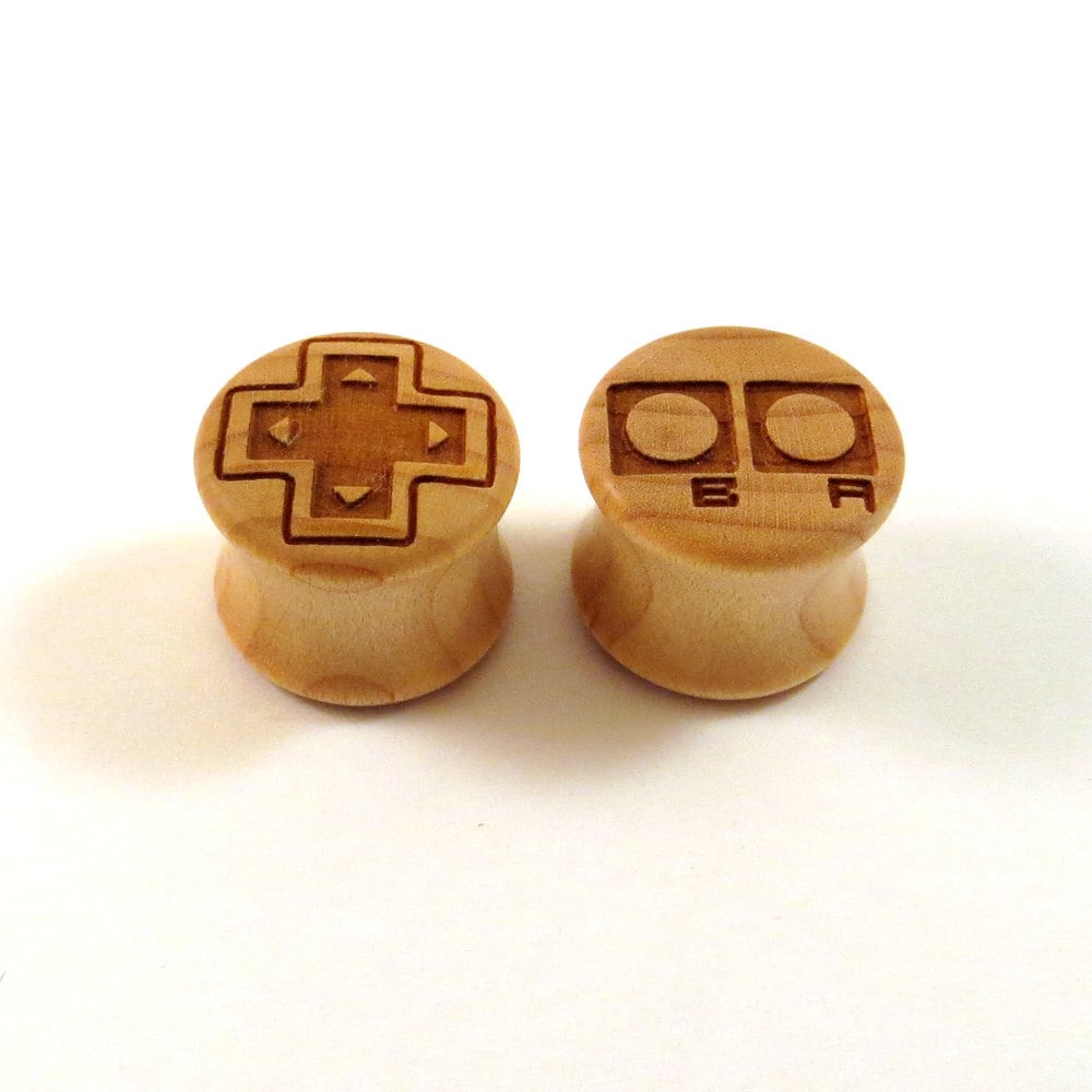 Old School Gamer Maple Wooden Plugs PAIR 2g 0g 00g 9mm 10mm - Etsy