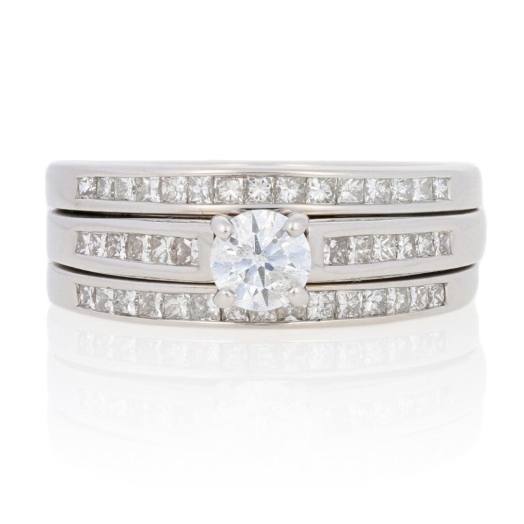 Round Brilliant Diamond All-in-one Engagement Ring .77ctw - Etsy