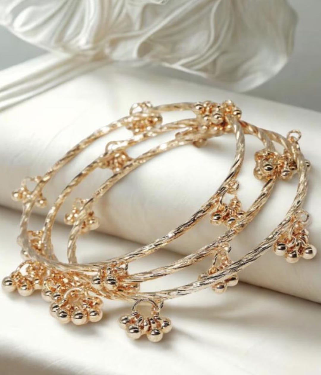 Gold Kashmiri Bangles Set of 3 | Traditional Ghungroo Chooriyan ...
